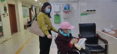 基层动态 开发区（惠民街道）网格妇女小组志愿者钱金弟：“及时雨” ！老人发病，紧急送医暖心守护澎湃号·政务澎湃新闻 The Paper