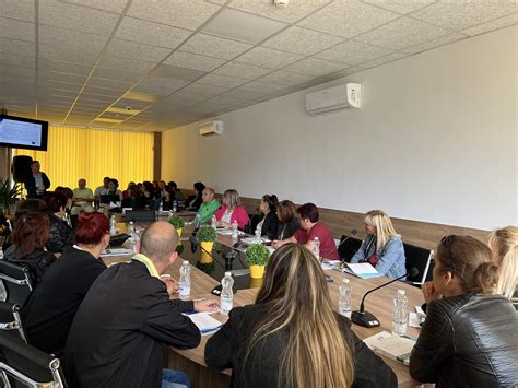 ОИЦ СОФИЯ ПРЕДСТАВИ АКТУАЛНИ И ПРЕДСТОЯЩИ ПРОЦЕДУРИ ЗА ЕВРОПЕЙСКО ФИНАНСИРАНЕ В КОСТИНБРОД