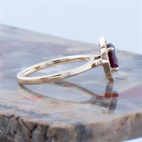 Vintage Oval Lab Grown Ruby Ring Teneff Jewelry Vintage Oval Lab Grown Ruby Ring Teneff Jewelry