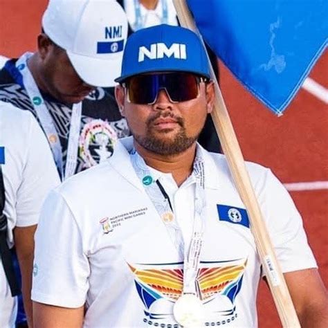 Josh Jones Joshjones670 • Threads Say More