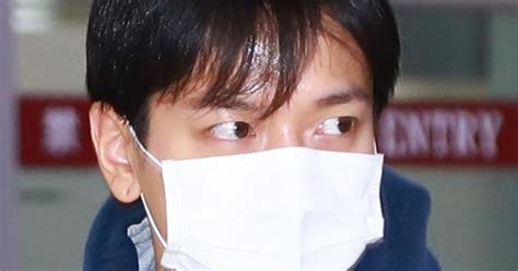 포토 정용화 팬 바라보는 달달한 시선