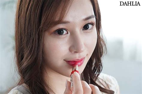 Ashina Honoka I Will Not Hide My Sex Appeal Full Of Rookie Honoka Ashina Years Old Av Debut