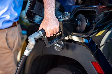 Los Precios De La Gasolina Han Caído Durante 7 Semanas En Eeuu Por