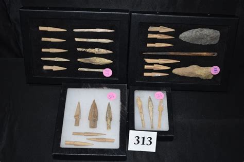 lot 26 bone points needle