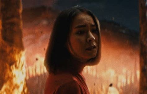 Review Mitski Laurel Hell