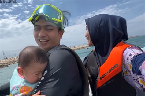 Aksi Ria Ricis Dan Teuku Ryan Yang Disebut Ajak Anak Bermain Jetski