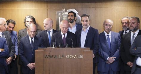 المعارضة في لبنان تدعو البرلمان لمناقشة مخاطر توسّع الحرب