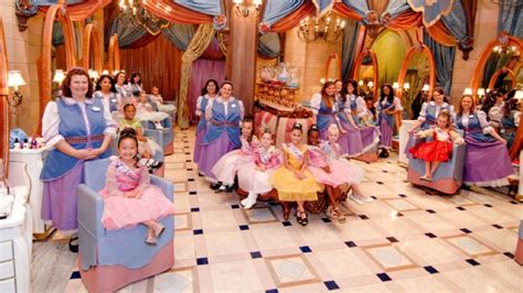 Magical Makeovers At The Bibbidi Bobbidi Boutique Disneyways