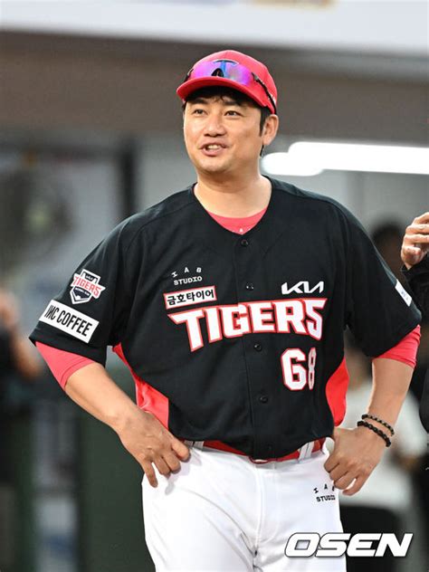손승락 감독이 이끄는 Kia 퓨처스팀 일본 고치 캠프 간다황대인 포함 선수 26명