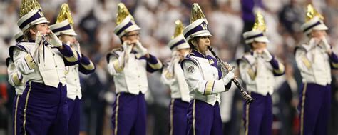 Washington Huskies Marching Band Rocks Out To Metallica During CFP National Championship