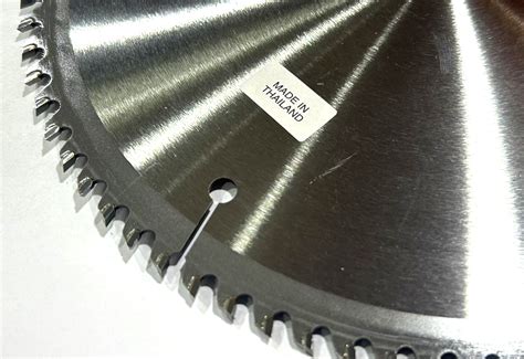 ใบเลื่อยวงเดือน 8 Makita ตัดไม้