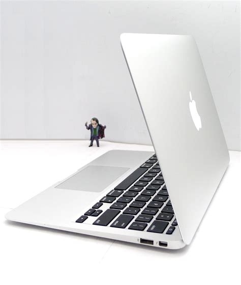 Jual Macbook Air Core I Inch Early Jual Beli Laptop Bekas Kamera Service