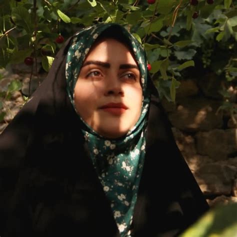 ‎نـرگس چنارانی♡‎ Nargeschn • Threads Say More