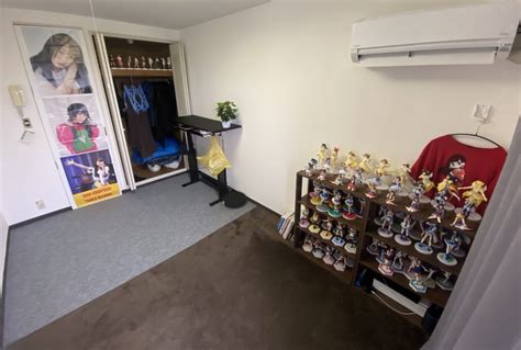 一人暮らしをする20代男性ミニマリストの部屋を公開【オタク部屋】