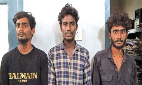 Thiruvidantha Beach Robbery Of Jewelry From A Loving Couple At Knife