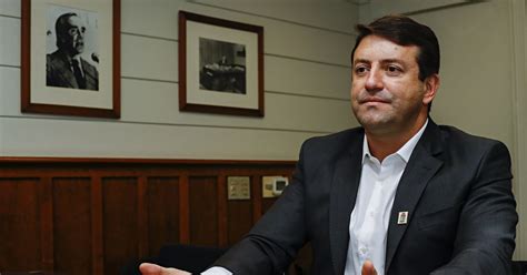Elvis Cezar enaltece feitos em Santana de Parnaíba e cola em Ciro Gomes