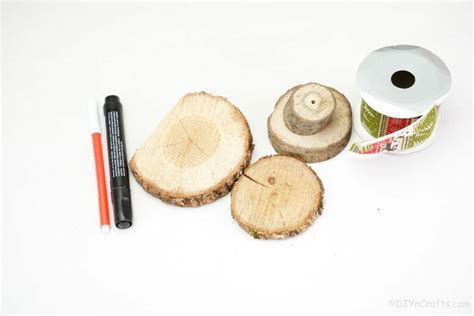 Rustic Wood Slice Snowman Winter Decor DIY Crafts