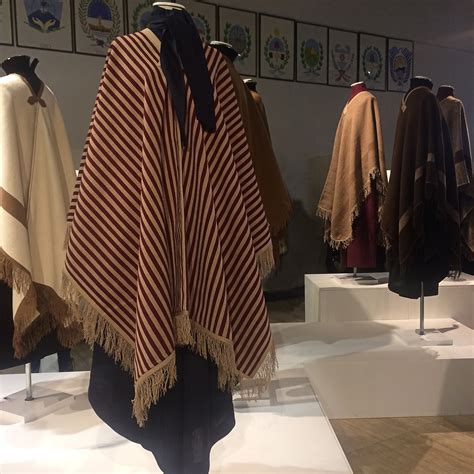 Una Exquisita Historia Del Poncho La Prenda Argentina Que Conquistó