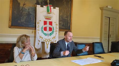 Rapinese Anselmi Rivoluzione Da 850mila Euro In Comune Un Pc