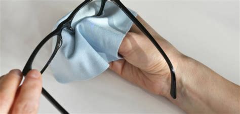 How To Clean Safety Glasses 10 Effective Methods 2025