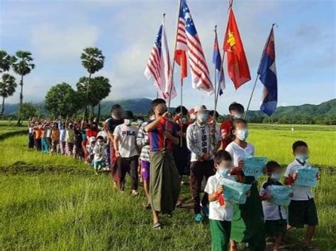 Dvb ပေါင်မြို့နယ်က ပင်မသပိတ်စစ်ကြောင်း ဆက်လက်ဆန္ဒပြ