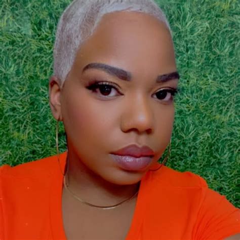 Rica Robinson Ricaaaa Ri Threads Say More