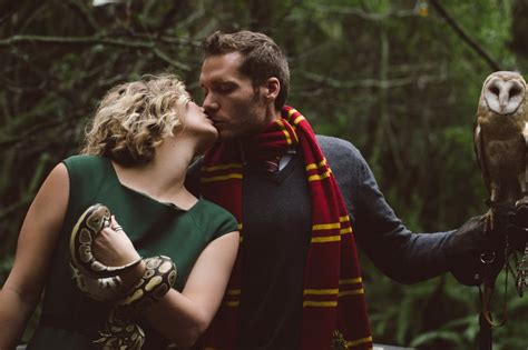 Gryffindor Vs Slytherin Harry Potter Engagement Shoot Popsugar Love