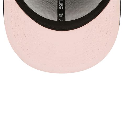 New Era Denver Broncos Lips 59fifty Fitted Hat