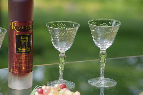 Vintage Etched Wine Cordials Set Of 4 Faceted Stem 3 Oz After Dinner