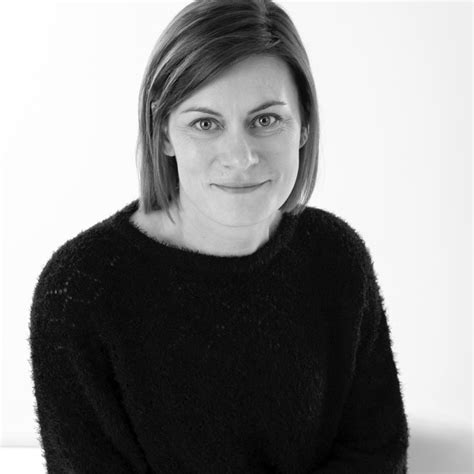 Katrien De Meyer Sales Assistant Ligne Pierre Nv Linkedin