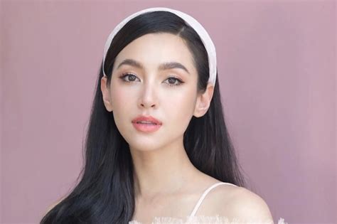 认识泰国明星｜《天生一对》女主bella，私下比泰剧更耀眼