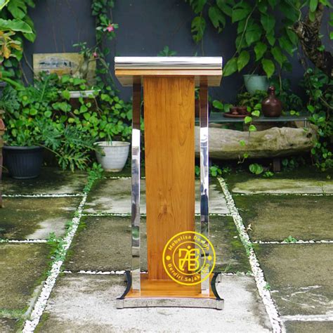 Meja Podium Pidato Kayu Jati Kombinasi Stainless