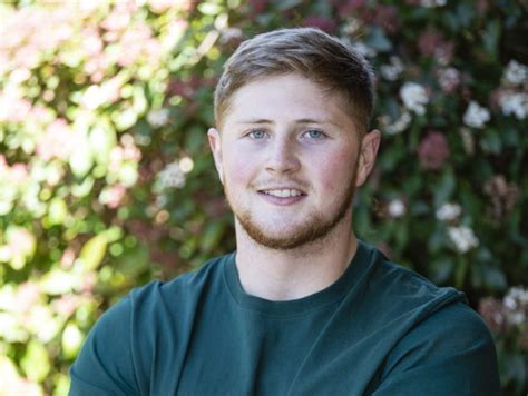 William Nashs Fearless Beach Rescue Recognised With Bravery Award