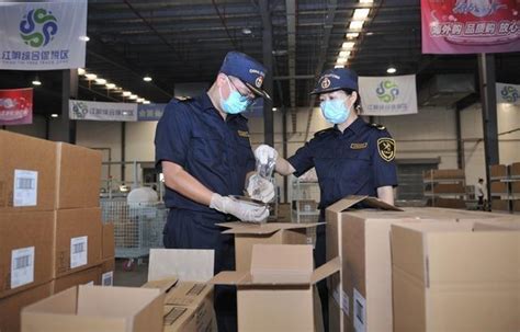 苏企“全球卖货”更便利！江苏首票跨境电商特殊区域出口业务在江阴启动