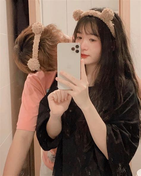 Mặc Fans đoán Già đoán Non Adc Vẫn Cứ đăng ảnh Thả Caption Ngọt Lịm