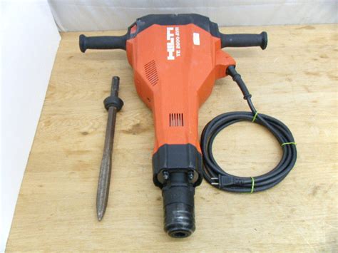 HILTI ヒルティ 電動ジャックハンマー TE2000 AVR コンクリートブレーカー 買取させていただきました買取実績総合リユース