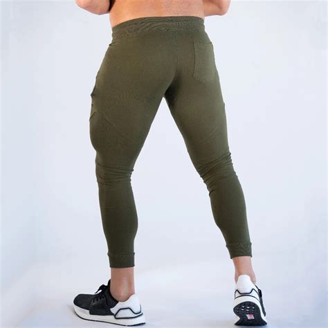 Tight Trackies Gym Etiquette