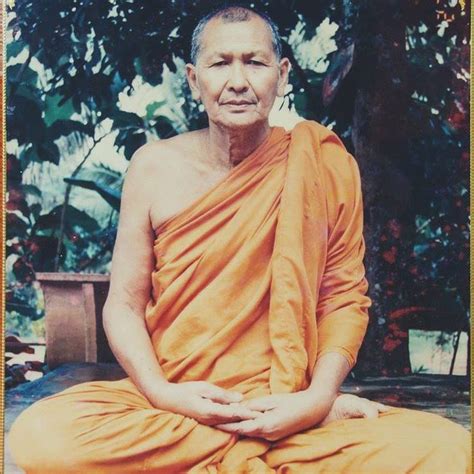 พระมหากรกฎ เขมปญฺโญ รองเจ้าคณะจังหวัดยะลา เจ้าอาวาสวัดคอกช้าง พระครูประภากรรัตนานุกูล เจ้าคณะ