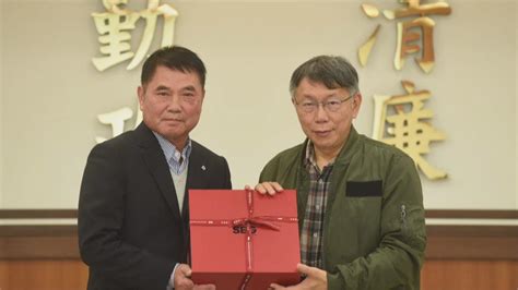 參選2024起手式？ 柯文哲訪苗栗拜會鍾東錦