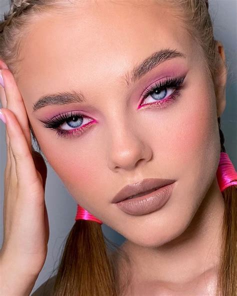 Pin On Beautiful Eyes And Make Up