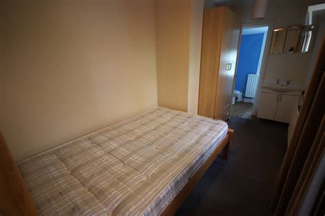 115b Osborne Road Jesmond Newcastle Upon Tyne Ne2 2ta Andrew Lawson