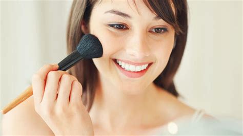 Tips Makeup Natural Untuk Pemula Beauty