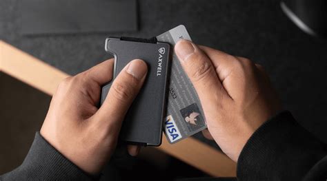 What Is An Edc Wallet