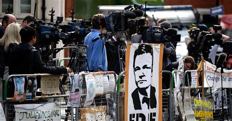 Ecuador Grants Julian Assange Asylum