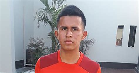 Osama Vinladen El Futbolista Que Es Tendencia En Las Redes Sociales