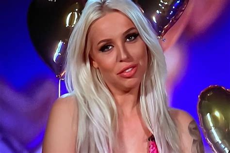 Jennifer Dijkstras Instagram Twitter And Facebook On Idcrawl