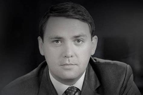 Kim Był Marcin Pawłowski Dziennikarz Faktów Tvn Zmarł 14 Lat Temu