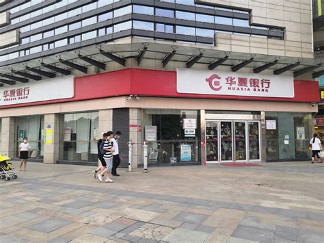 【10图】钟家村丨致富者的梦丨银行承租年租金20万丨大开间转角铺武汉汉阳钟家村都市兰亭汉阳大道商铺商铺租售生意转让出售 武汉58同城