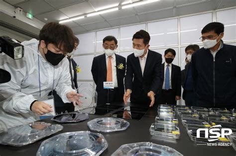 그래핀스퀘어 포항 그래핀 웨이퍼 생산라인 준공 본격 제품 공급 나서 NSP통신