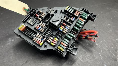 ⭐️2011 16 Bmw F10 535i 528i Rear Distribution Power Fuse Box Module